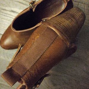 hoss | Shoes | Hoss Cognac Leather Ankle Boots | Poshmark